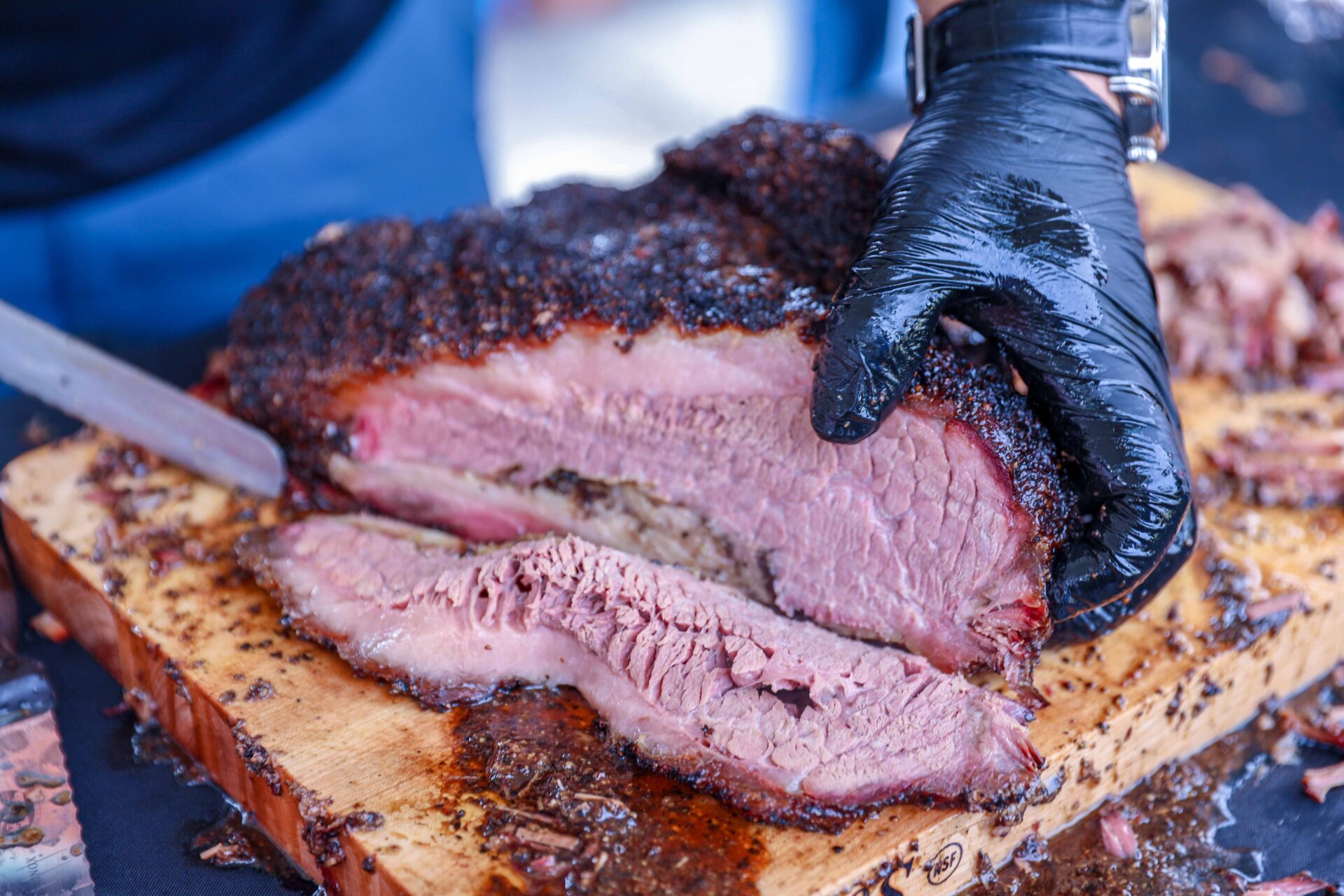 Brisket Flat vs. Point: What's the Difference? - Smokey Grill BBQ